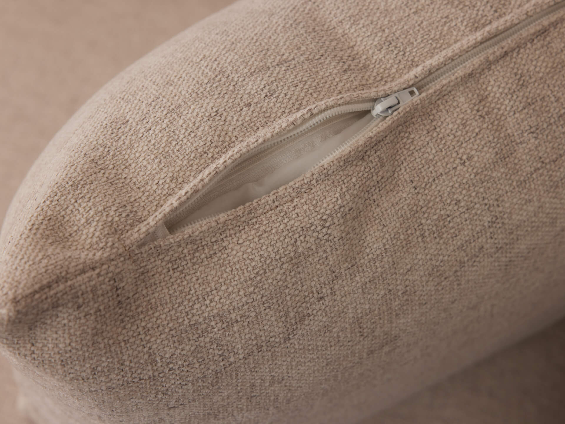 Suffolk Ottoman Cover | Koala – Koala®